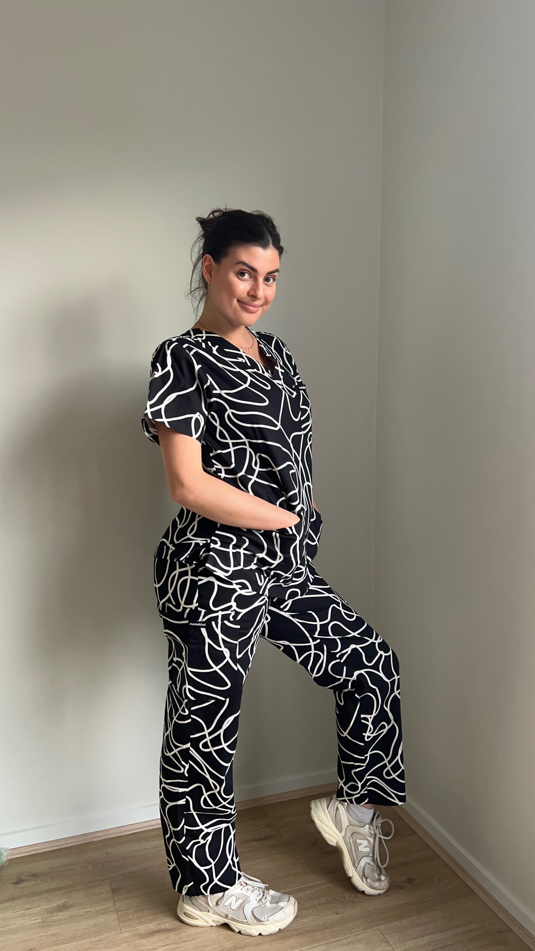 SCRUBINI Medical Scrubs